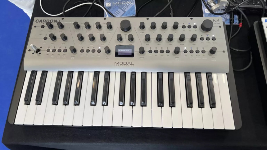 Modal Electronics Carbon8 Experimental Synthesizer | Hispasonic